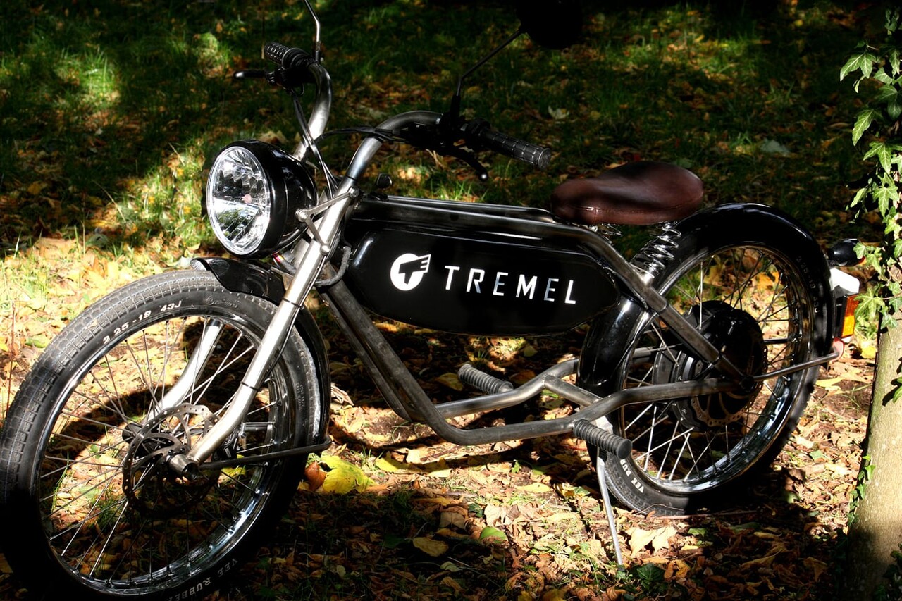 Tremel Zimmner - Electric Moped 2025 - 🇱🇰 இலங்கை